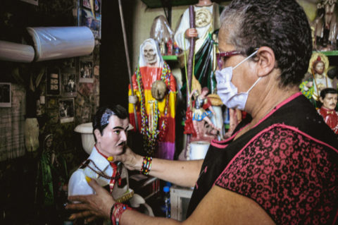 Narco-Tourism-Cartel Cemetery in Sinaloa | Venture The Planet